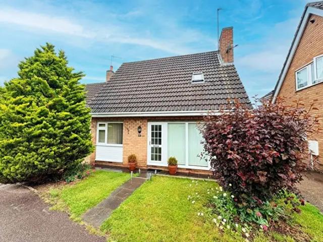 3 Bedroom Detached House To Rent In Rectory Close, Carlton, MK43