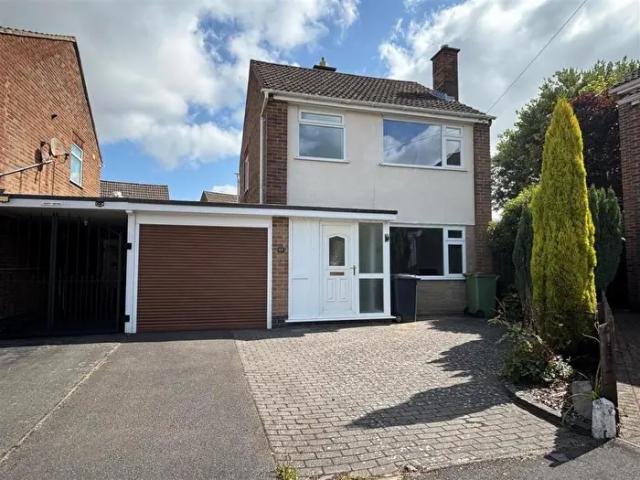 3 Bedroom Detached House To Rent In Sharpley Avenue, Coalville, LE67