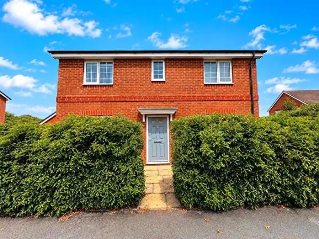 3 Bedroom Detached House To Rent In Shearing Crescent, Nuneaton, CV10
