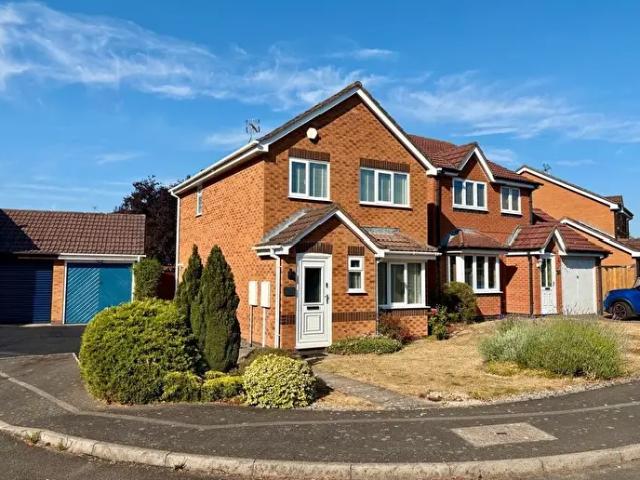 3 Bedroom Detached House To Rent In Shelduck Close, Whetstone, Leicester, LE8