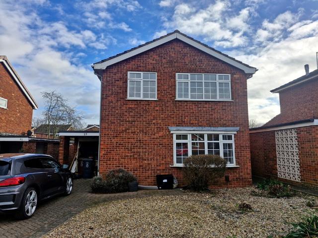 3 bedroom detached to let
