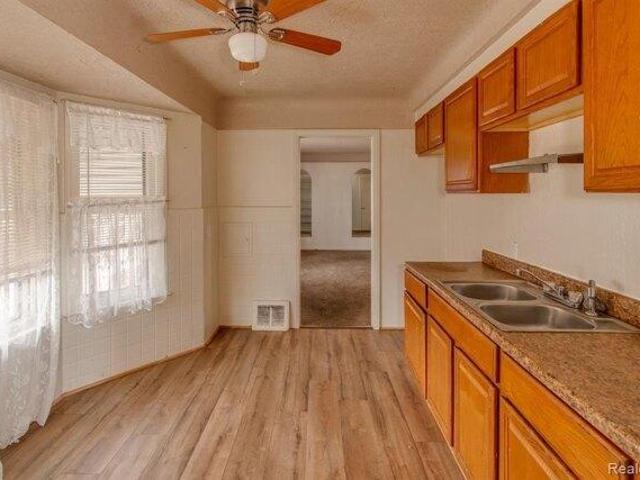 3 bedroom, Detroit MI 48227 LS89116940