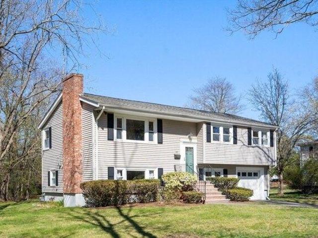 3 bedroom, Dedham MA 02026 102528060