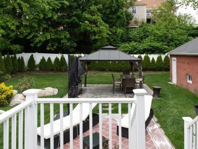 3 bedroom, Dedham MA 02026 103443735