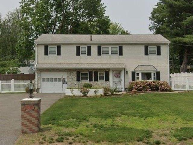 3 bedroom, Dedham MA 02026 104542912