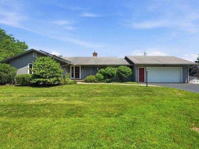 3 bedroom, Deerfield MA 01373 105059174