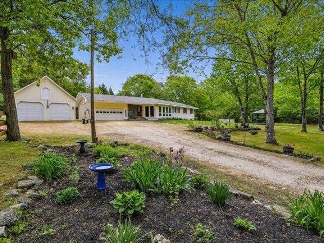 3 bedroom, Deerfield NH 03037 103496931