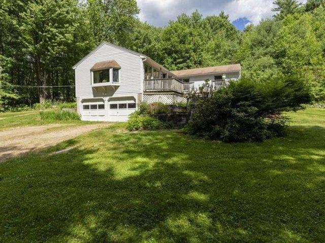 3 bedroom, Deerfield NH 03037 104688838