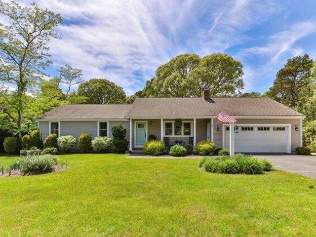 3 bedroom, Dennis MA 02639 103493656