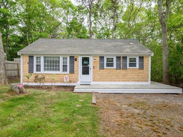 3 bedroom, Dennis MA 02660 102761542