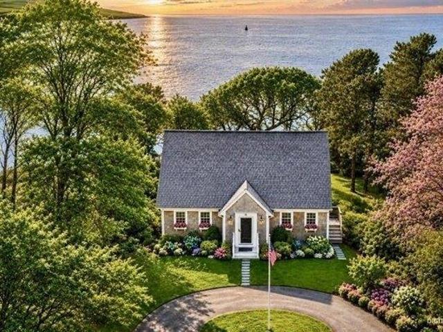 3 bedroom, Dennis MA 02660 104008357