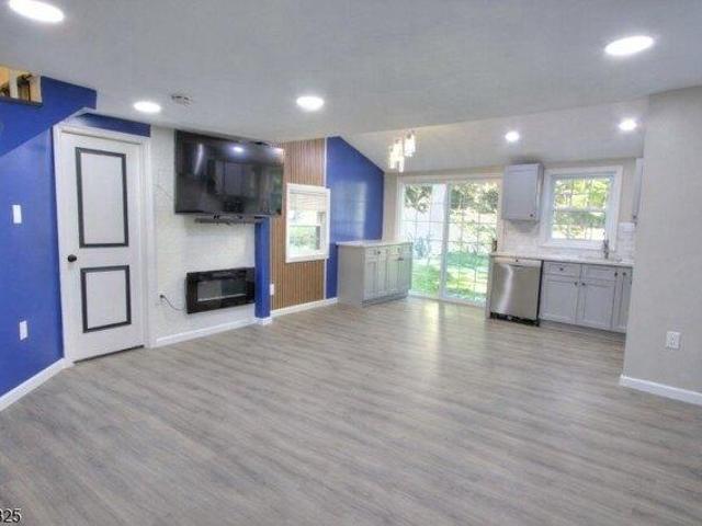 3 bedroom, Denville NJ 07834 LS102256817