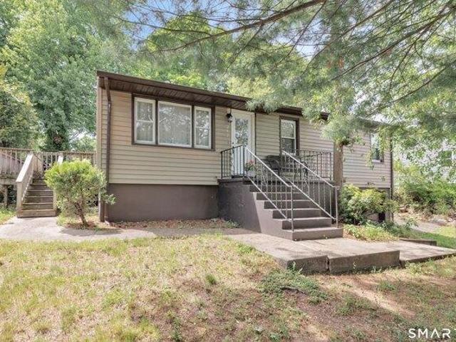 3 bedroom, Derby CT 06418 104570767