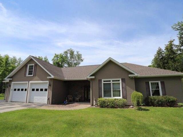 3 bedroom, Derby VT 05829 104477274