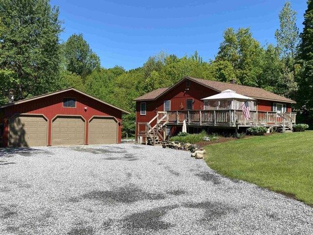 3 bedroom, Derby VT 05829 104480052