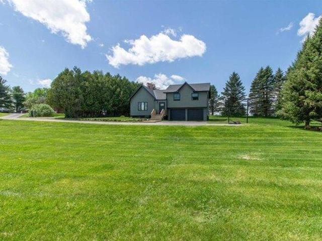 3 bedroom, Derby VT 05829 104509960