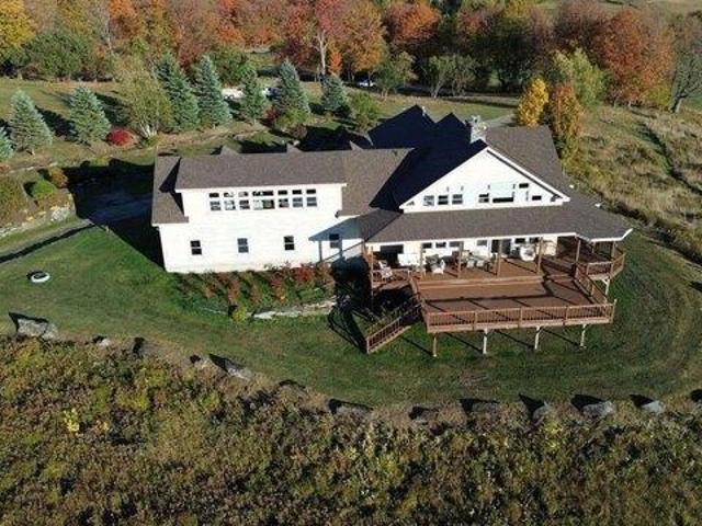 3 bedroom, Derby VT 05829 104543047