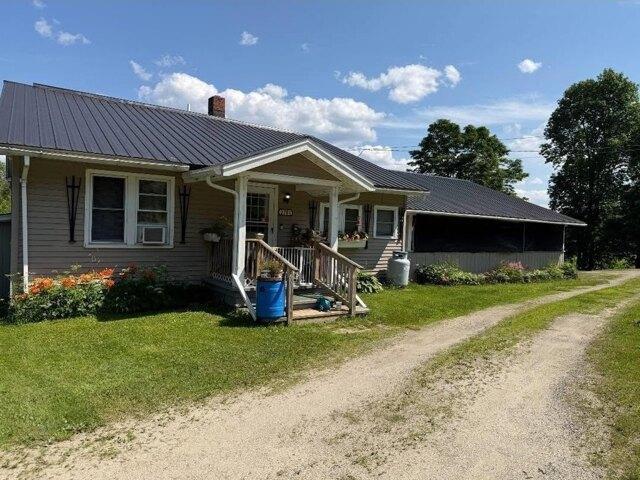 3 bedroom, Derby VT 05829 104831678