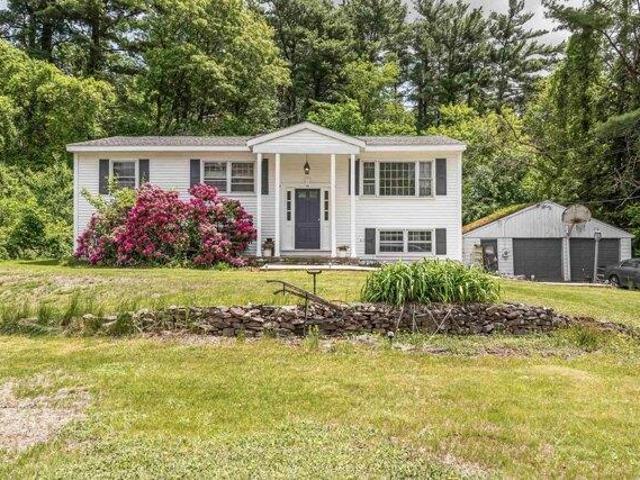 3 bedroom, Derry NH 03038 104191638