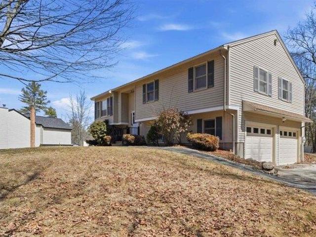 3 bedroom, Derry NH 03038 102443297