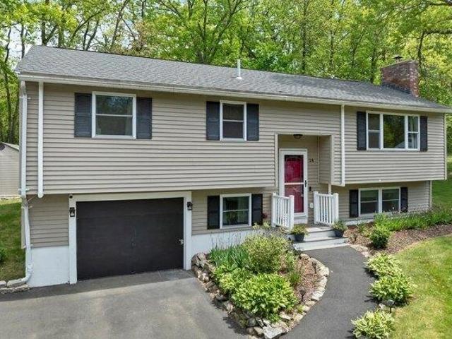 3 bedroom, Derry NH 03038 102959265