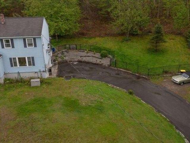 3 bedroom, Derry NH 03038 103249437