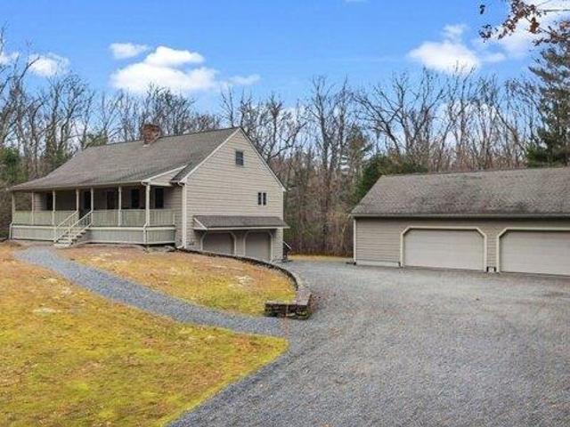 3 bedroom, Dighton MA 02764 LS103070548