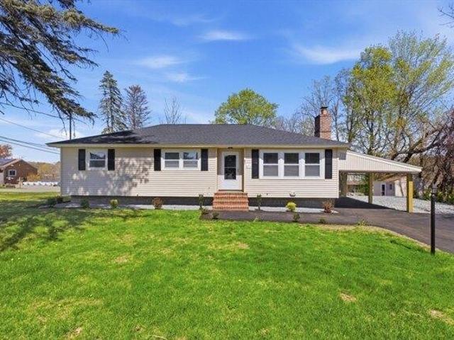 3 bedroom, Dracut MA 01826 LS102922446