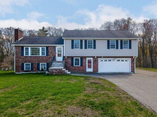 3 bedroom, Dracut MA 01826 102776255