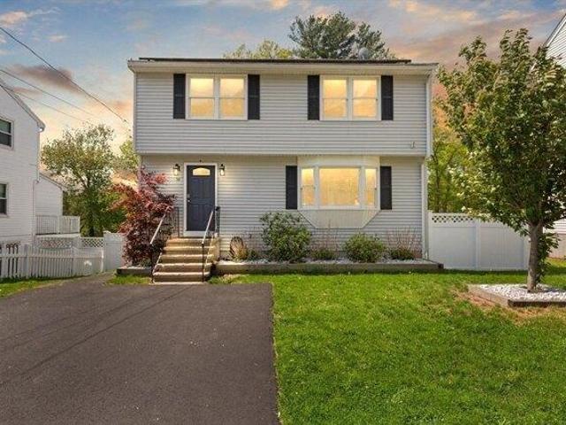 3 bedroom, Dracut MA 01826 103035466
