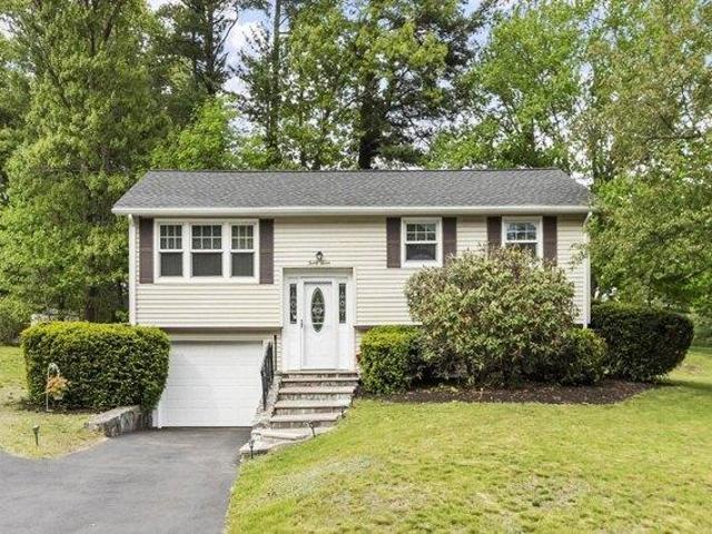 3 bedroom, Dracut MA 01826 103433115