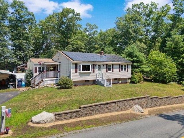 3 bedroom, Dracut MA 01826 105095819