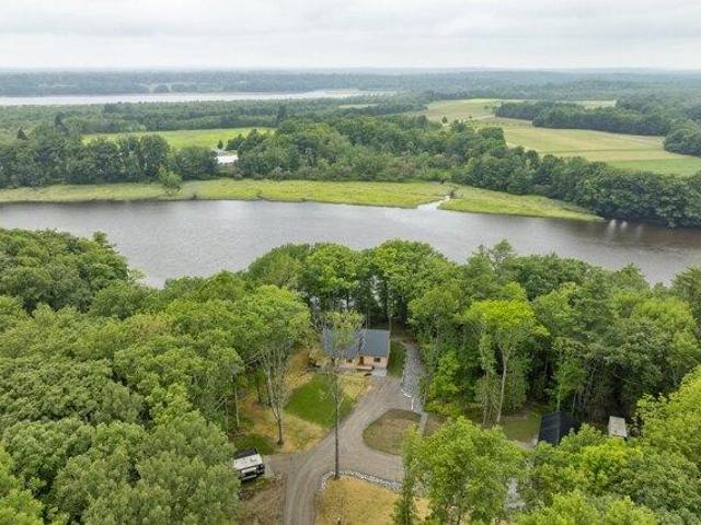 3 bedroom, Dresden ME 04342 104237616