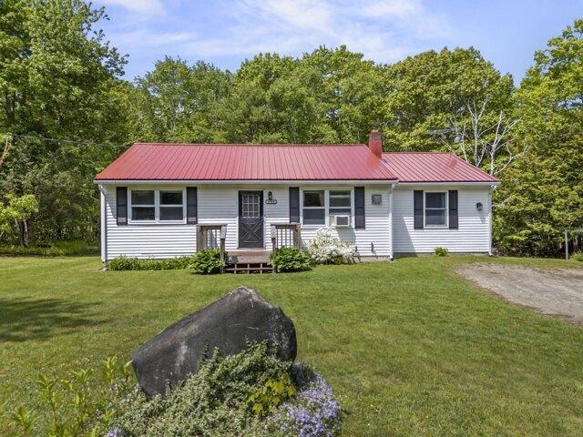 3 bedroom, Dresden ME 04342 104375311