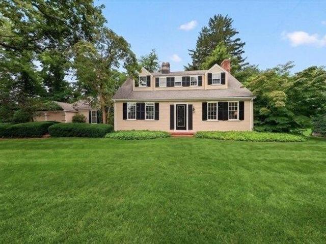 3 bedroom, Duxbury MA 02332 104791999