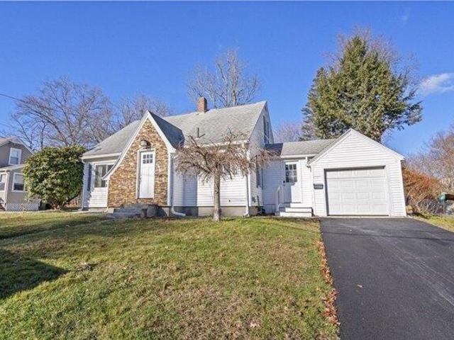 3 bedroom, Dudley MA 01571 LS102824385