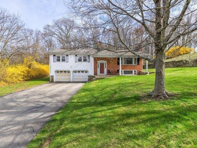 3 bedroom, Dudley MA 01571 LS102827862