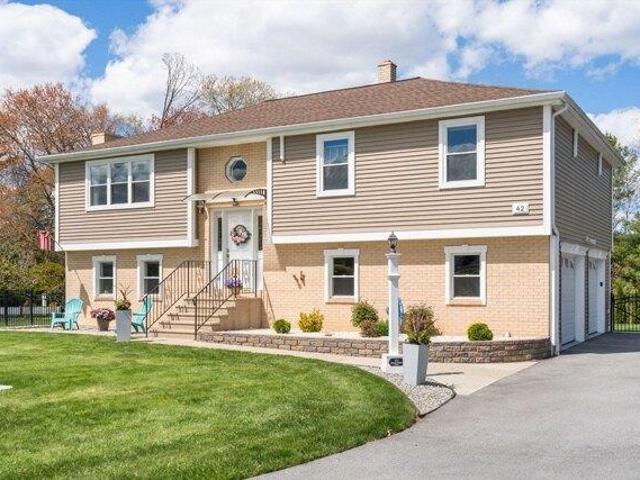 3 bedroom, Dudley MA 01571 102410624