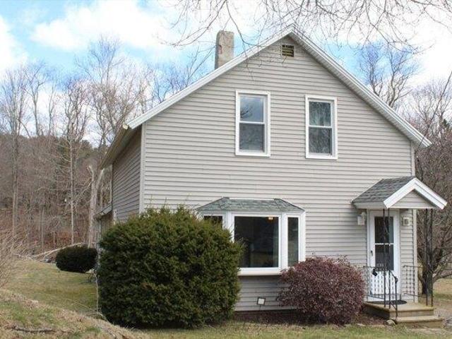 3 bedroom, Dudley MA 01571 103250940