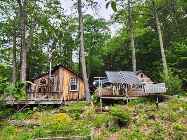 3 bedroom, Dummerston VT 05301 102478437