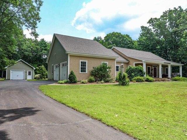 3 bedroom, Dunbarton NH 03046 105124355