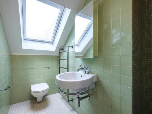 3 bedroom duplex for rent in Christchurch Hill Hampstead NW3