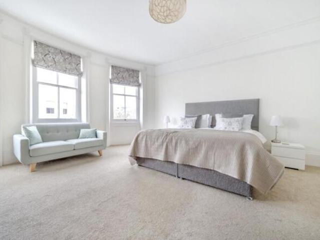 3 bedroom duplex for rent in Eaton Place Brighton BN2