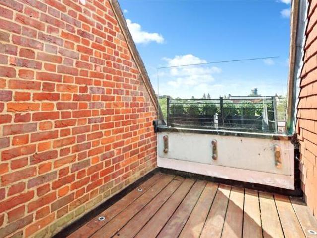 3 bedroom duplex for rent in Elystan Street, London, SW3