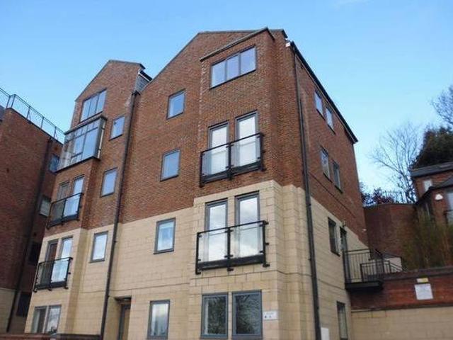 3 bedroom duplex for rent in Greestone Mount Lincoln LN2