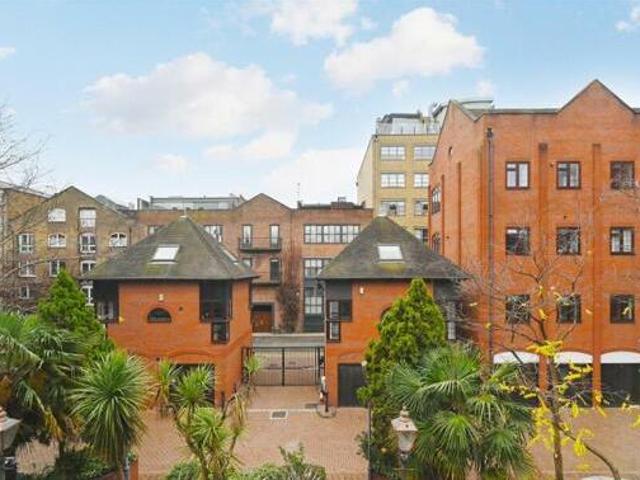 3 Bedroom Duplex For Sale In Narrow Street