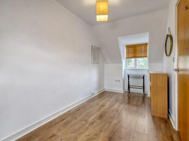 3 bedroom duplex for sale in New Writtle Street, Chelmsford, Essex, CM2