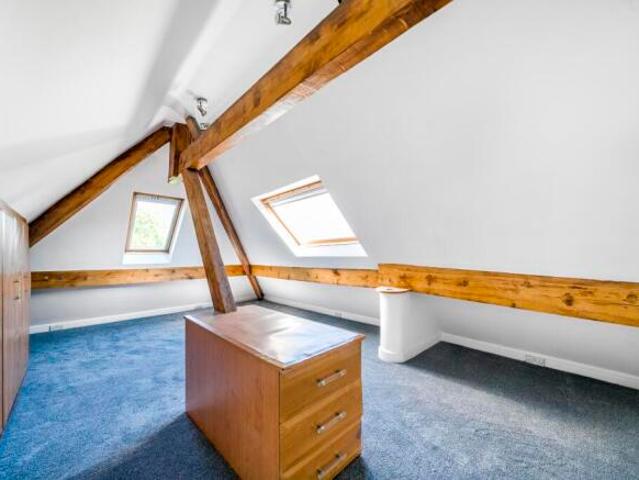 3 bedroom duplex for sale in Park Avenue, Roundhay, Leeds, LS8