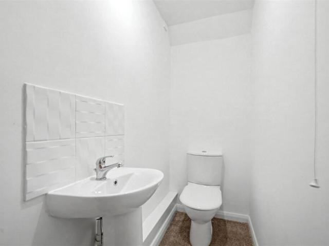 3 bedroom duplex for sale in Royal Court, Haydn Road, Nottingham, NG5