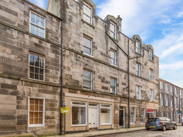 3 bedroom duplex for sale
